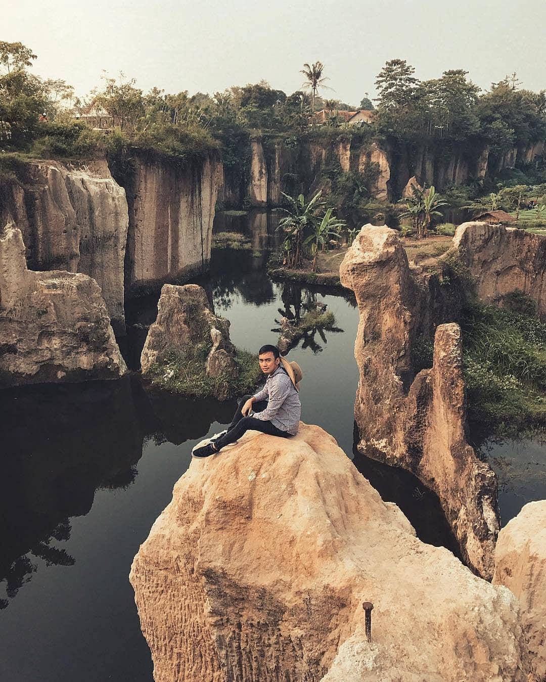 Spot Instagramable di Tangerang, Tebing Koja (Cliff Park)