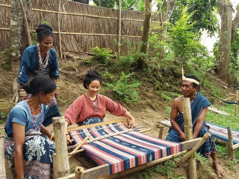 8 Tempat Wisata Maumere, Surga di Indonesia Timur!